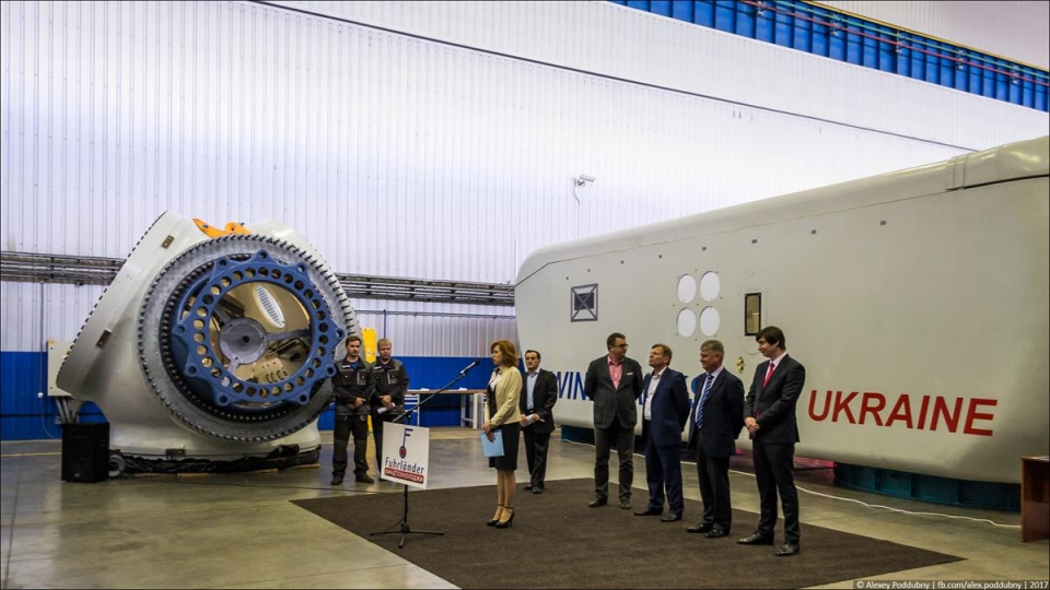 Ukraine's most powerful wind turbines now produced 45 km away from the ...