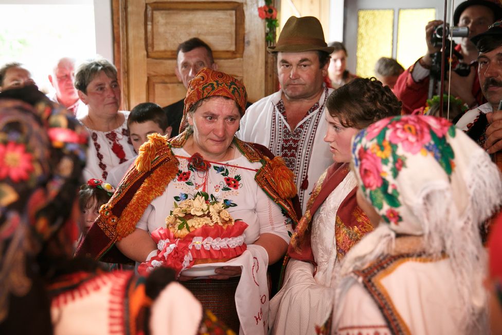 Traditional Hutsul wedding in the Carpathians (photo report ...