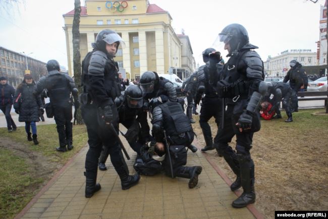 Confessions of an ex-riot policeman from Belarus - Euromaidan Press