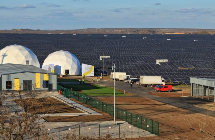 Making Ukraine green again: how to keep the renewable "energy miracle ...